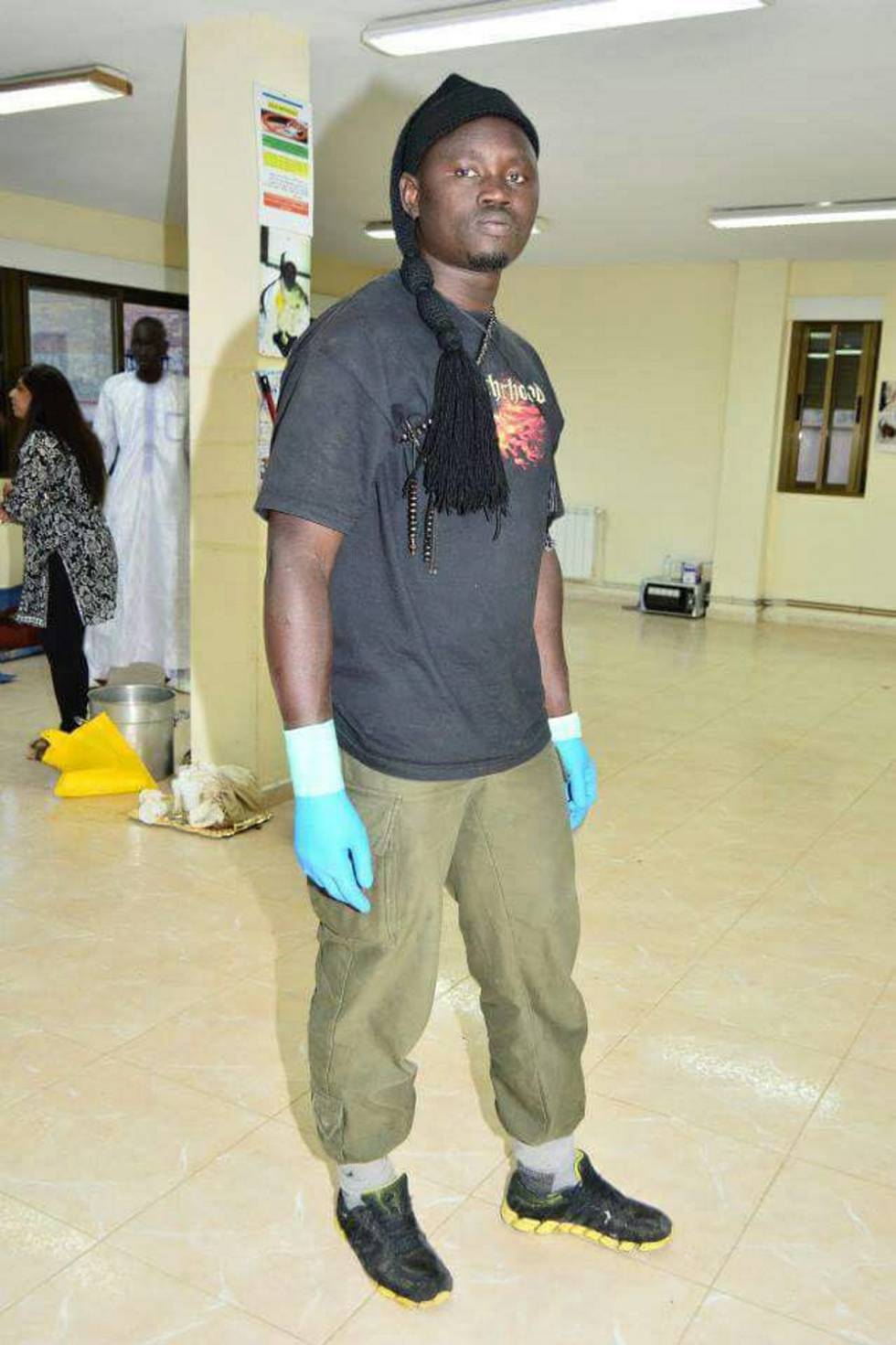 Madrid: Miles de manifestantes recuerdan a joven senegalés Mame Mbaye ...