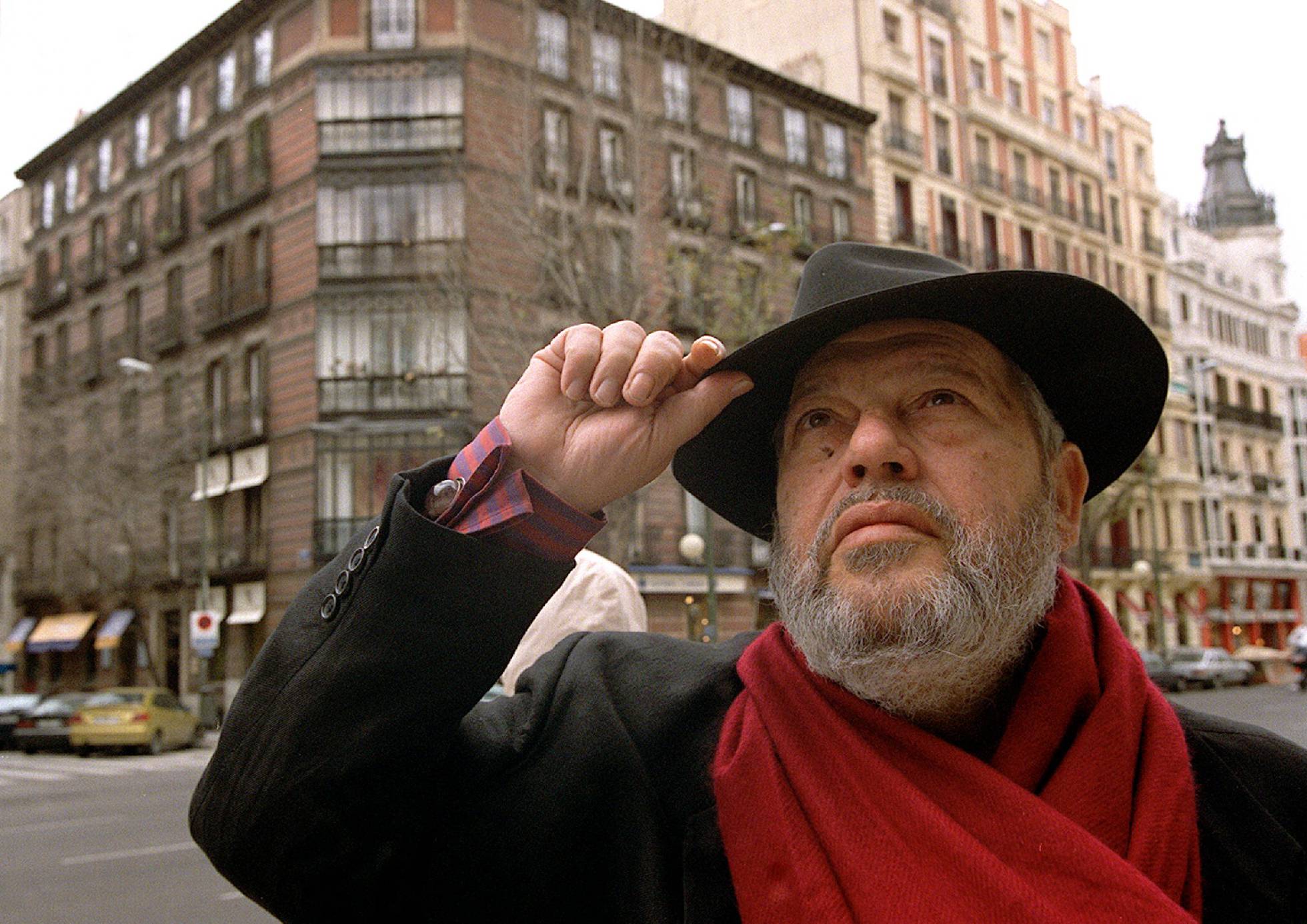 Muere Peter Berling, actor y escritor de la saga ‘Los hijos del Grial ...