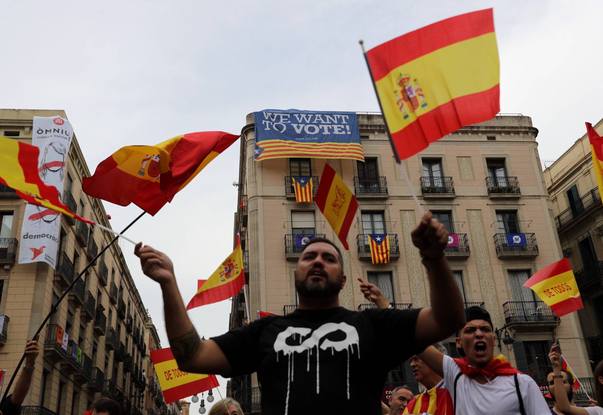 Fotos: Manifestaciones: Concentraciones contra el referéndum de ...