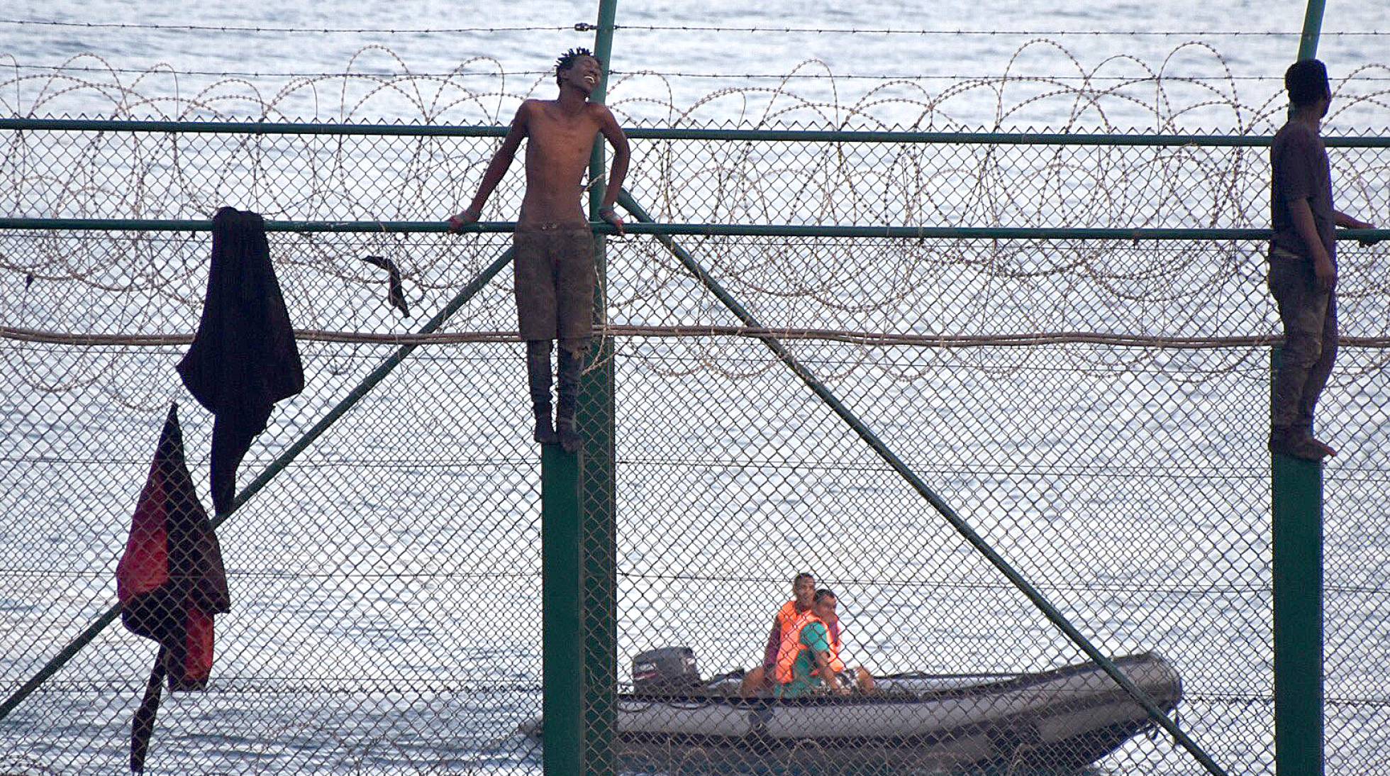 Fotos: El salto a la valla de Ceuta, en imágenes | España | EL PAÍS