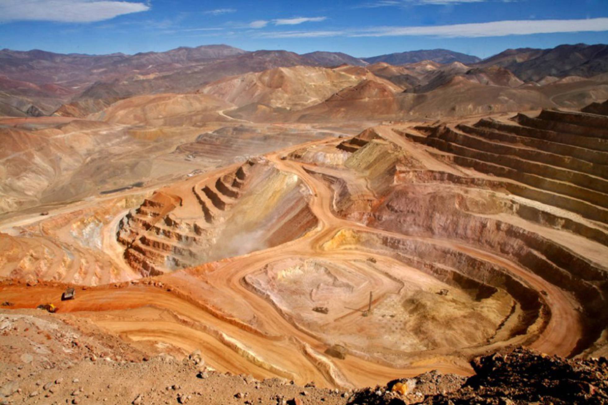 Valedero: Cerrada una de las mayores minas de Argentina por el segundo ...