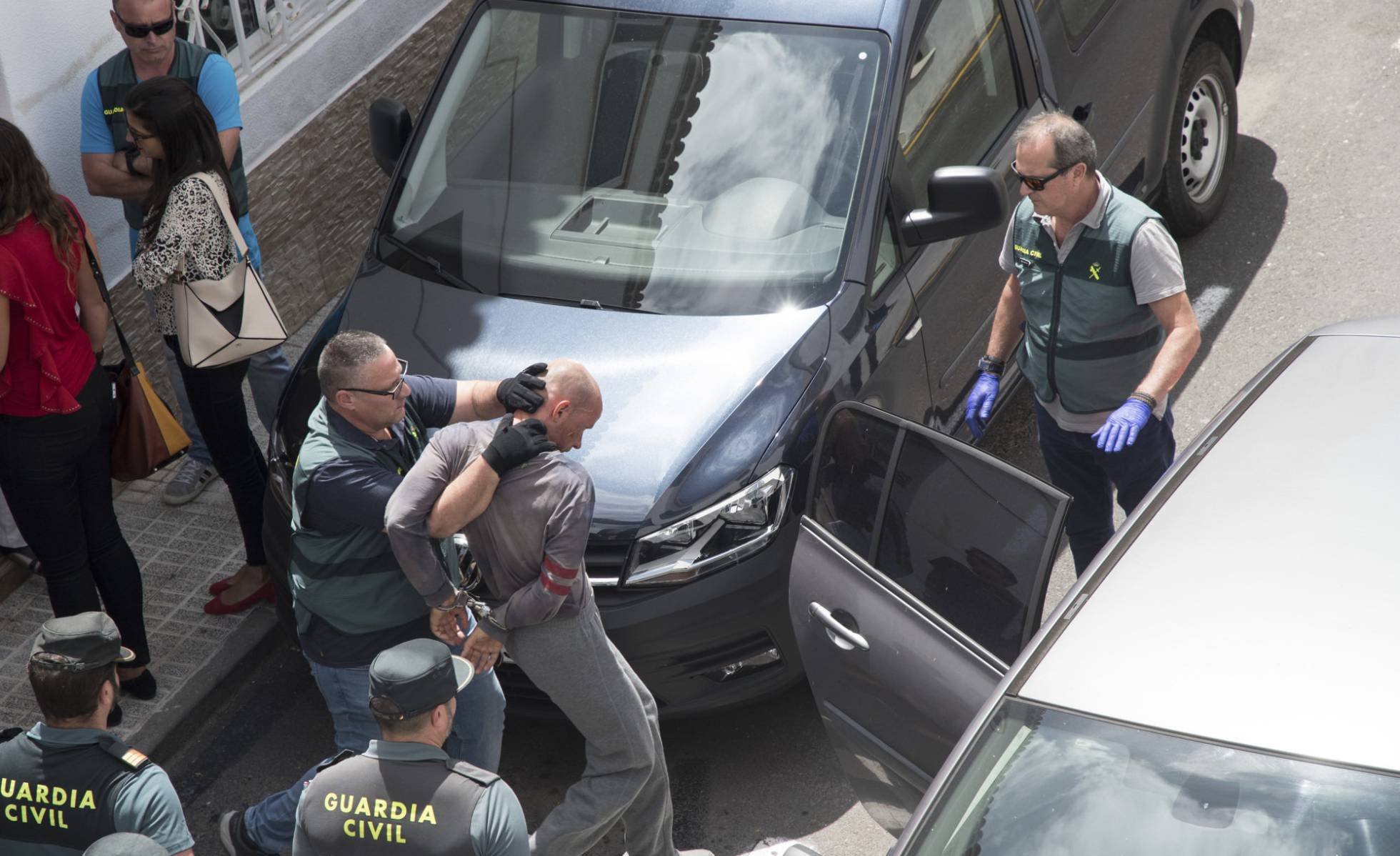 Adeje: Jonas, el niño que huyó del crimen de su padre, sigue en ...