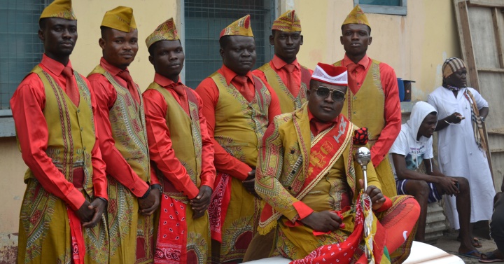 Fotogalería | Una mañana con Benjamin Aidoo y su grupo de porteadores ...
